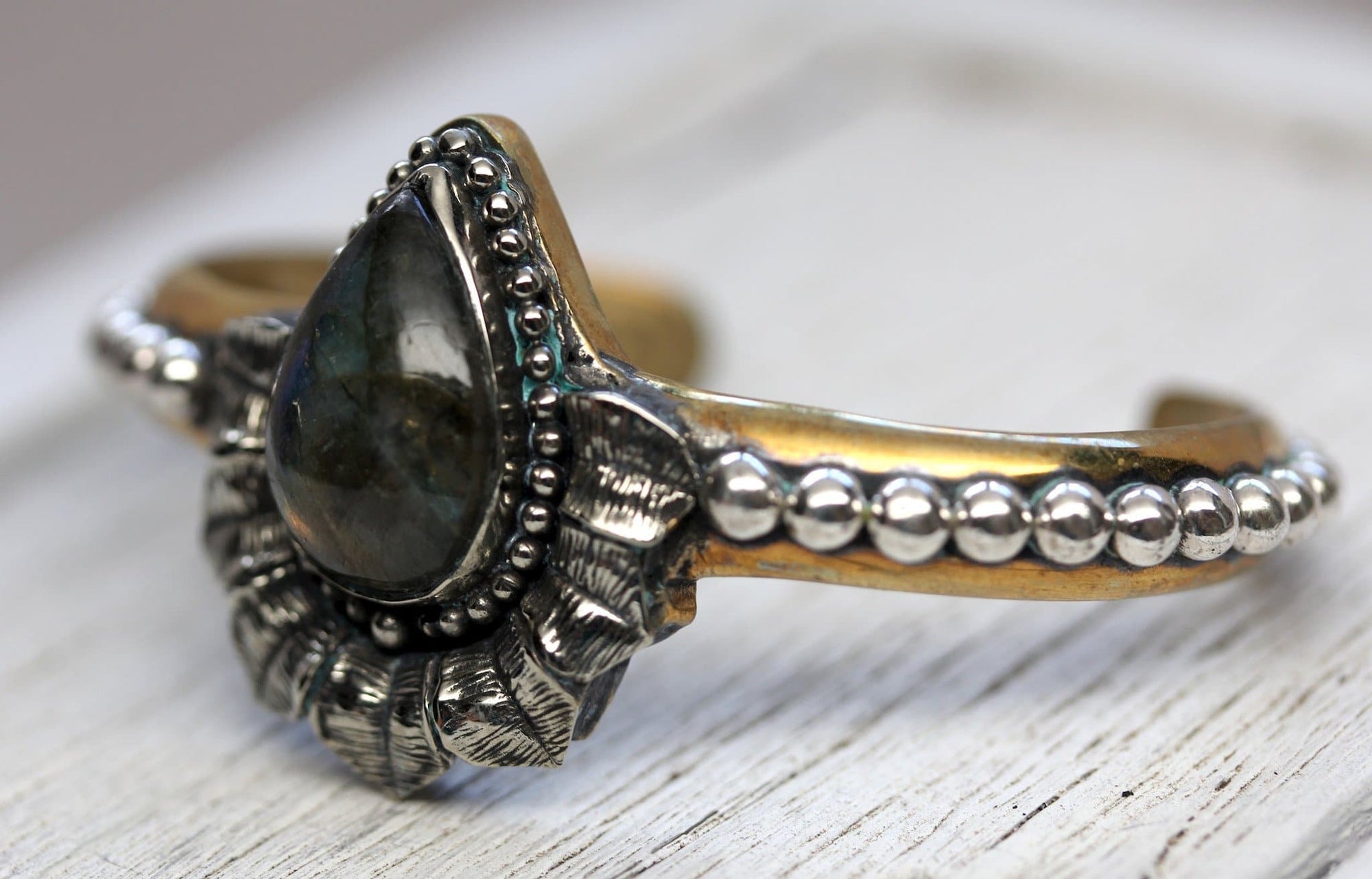 Lotus Cuff || Labradorite - Bahgsu
